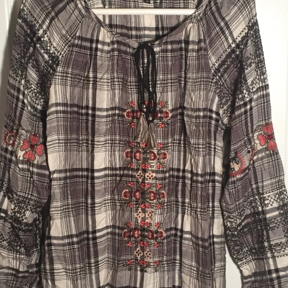 Tolani | Tops | Tolani Embroidered Plaid Drawstring Neck Tunic Top ...